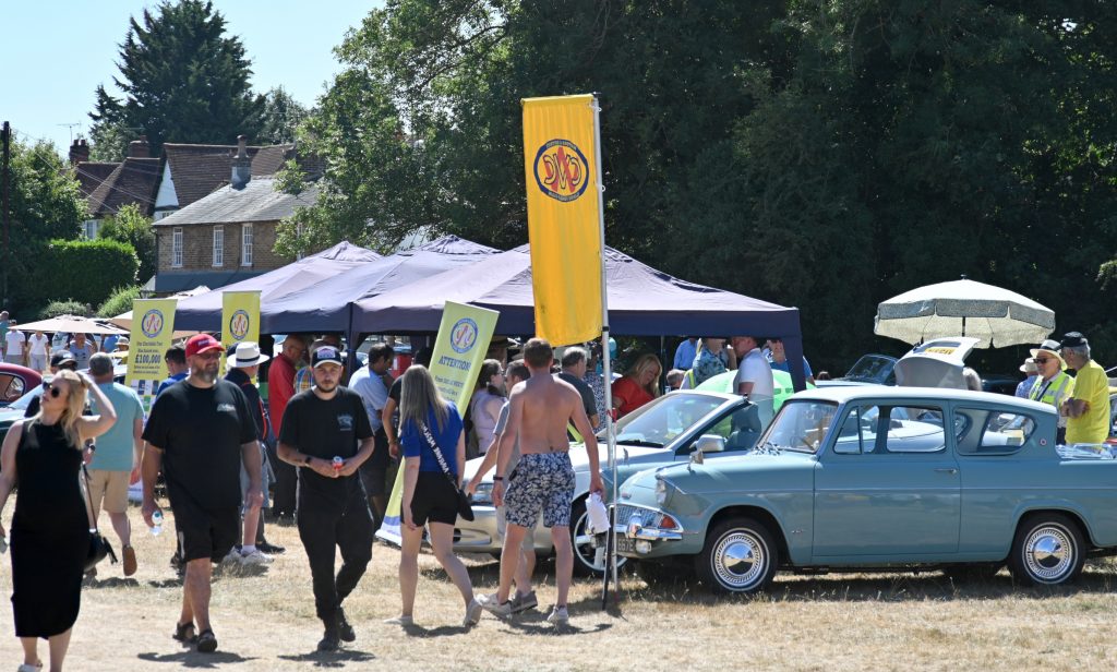 Croxley Classic Cars on the Green WDCVC - Watford Herts London UK News